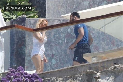 Pamela Anderson And Adil Rami Enjoy A Sunny Day At Their Malibu Mansion