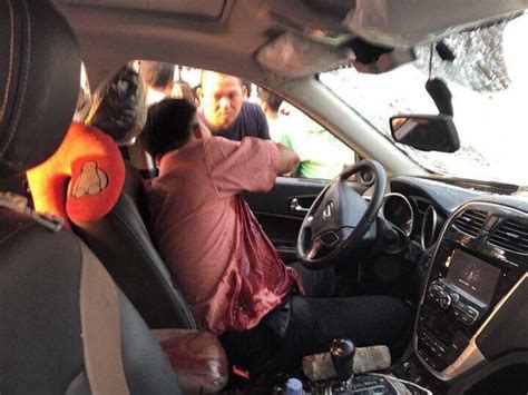 បណ្ឌិត ស៊ុយ សារ៉េត ស្នើ សមត្ថកិច្ច ស្វែង រក ជន វៃ ប្រហារ លើ គាត់ ទារ សំណង ជាង មួយ ពាន់ រយលាន