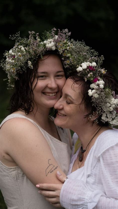 Сімейна свічкарня Вальковських Свічки з сенсом Valkovski Candlecraft • Instagram Photos And