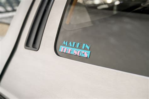 DeLorean DMC-12