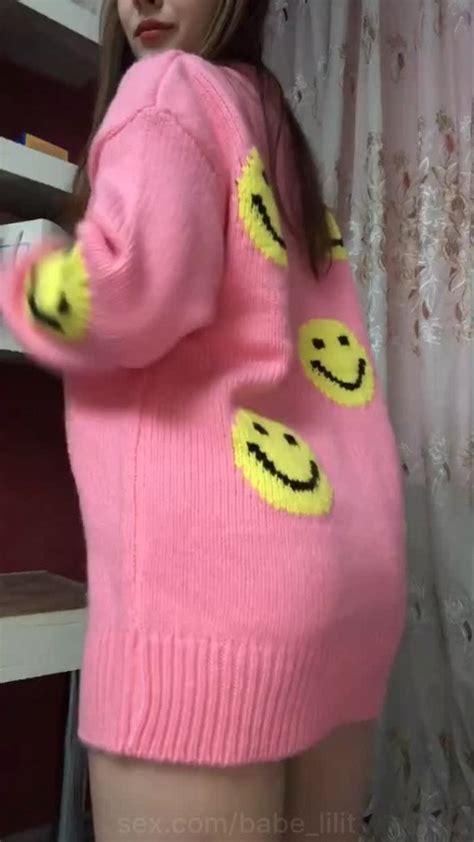 Babe Lilit Everything Looks More Interesting From Below😏 Ass Pussy