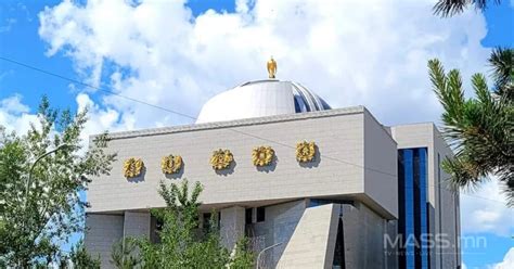 Чингис хаан музейн нээлттэй холбогдуулан талбайн баруун хойд уулзварыг хаана