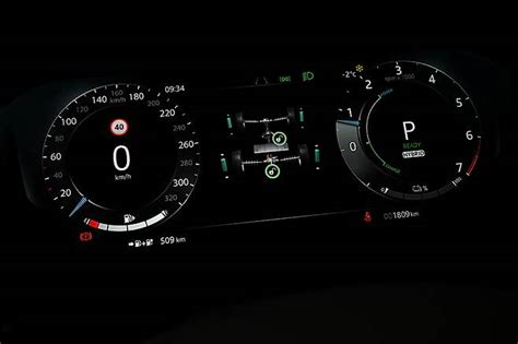 전동화 기술로 더욱 완벽하게 피어난 하이엔드 Suv 랜드로버 레인지로버 P550e 오토바이오그래피 별별시승