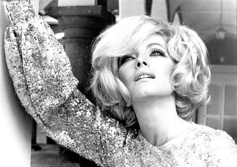 Virna Lisi La Donna Che Rinunciò A Hollywood Svelata Dal Documentario Di Fabrizio Corallo