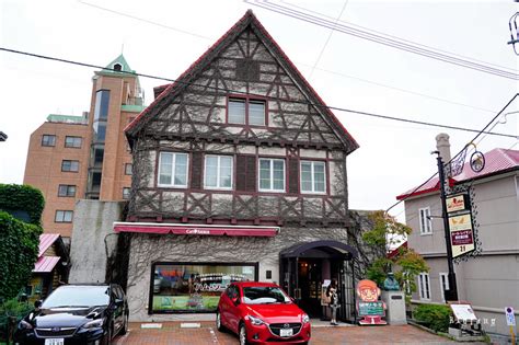 函館元町美食推薦 Carl Raymon 函館名物 大人氣好吃的德國香腸熱狗 樂活的大方