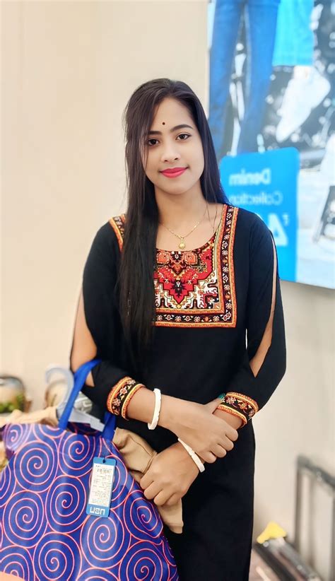 Pratyusha Roy 🌌🫧🌈 ঝলমলে চাঁদের আলোয় শুভ রাত্রি 🌈🫧🌌 Facebook