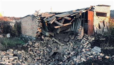 Ворог завдав удару по громаді в Нікопольському районі є руйнування Новости Section Ukr Net