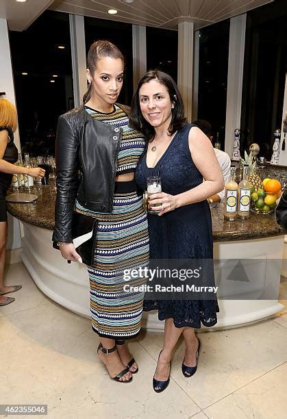 Phoenix Kelly Rappa Photos And Premium High Res Pictures Getty Images