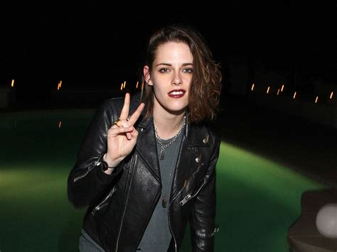 Kristen Stewart Has No Problem With Sex Scenes I Think People Are A Babe Too F King Weird