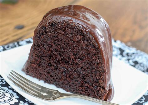 Hershey Chocolate Kisses Cake