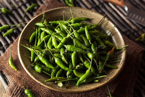 Large Green Thai Chillies The Ultimate Guide To Thai Chili Peppers