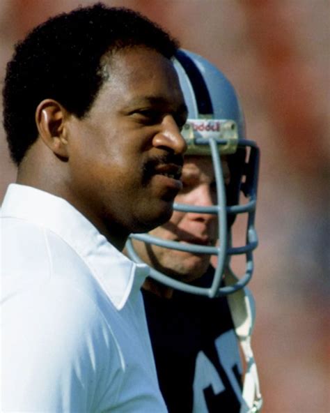 Las Vegas Raiders Two Time Super Bowl Champion And Nflpa Icon Gene