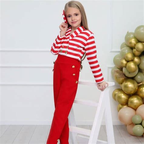 Детски Комплект Сако И Панталон В Червено