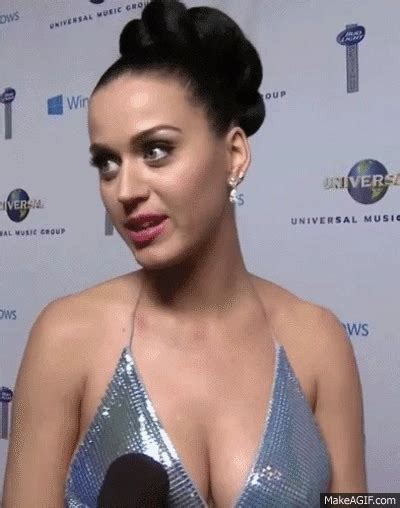  Cleavage Animated  On Er
