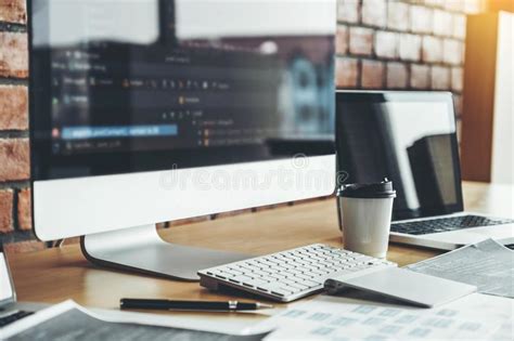 Developing Programmer Development Website Design And Coding