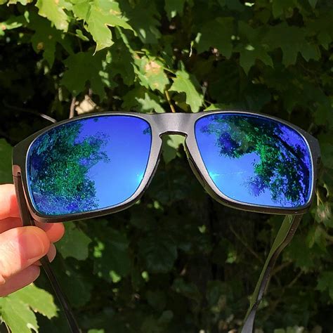 5 Best Polarized Sunglasses To Reduce Glare And Improve Clarity