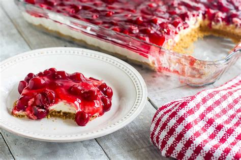 Easy Recipe For Classic No Bake Cherry Cheesecake Graham Cracker Crust