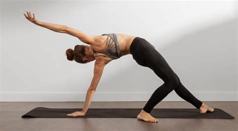 smartflow fire up the core vinyasa le tigre yoga