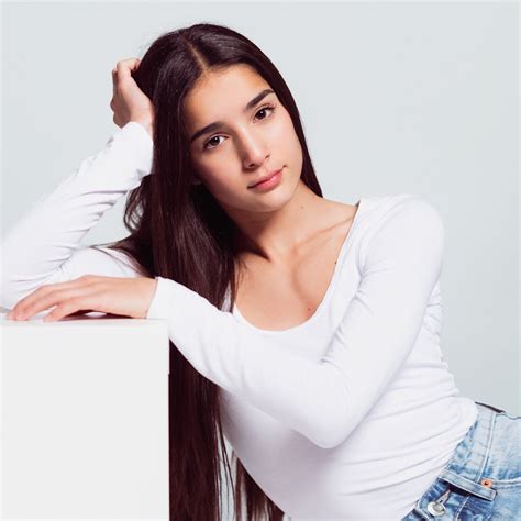 Violeta Madel Youtube