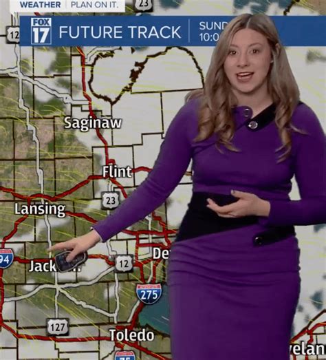 Isabella Hulsizer R Curvynewswomen