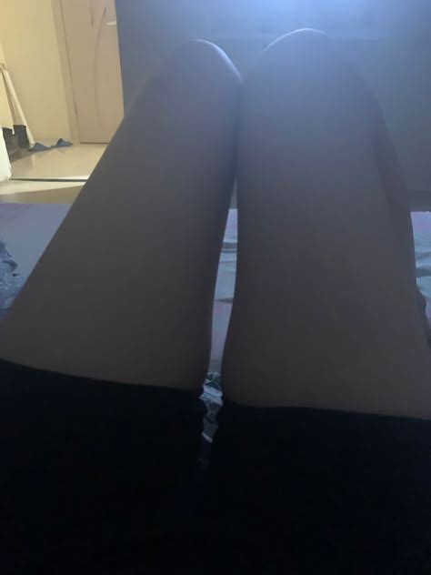 Aesthetic Thigh Pics