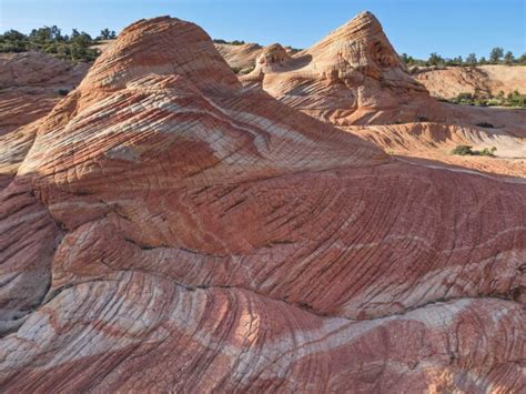 Hike To Utahs Stunning Candy Cliffs With This Guide To Yant Flat Trail