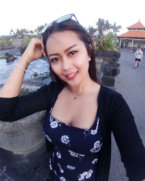 Ide Terkini Cewek Cantik Gambar Pintu