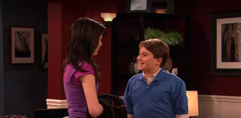 Icarly Ifix A Popstar Belly