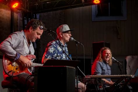 Trond Nagell Dahl Leif Anders Wentzel Og Lars Endrerud Kastellgata 12e Mandal Kristiansand