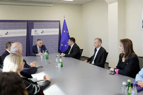 აღსრულების 🔷 აღსრულების ეროვნული ბიუროს თავმჯდომარედ ლაშა მოძღვრიშვილი დაინიშნა ბიუროს