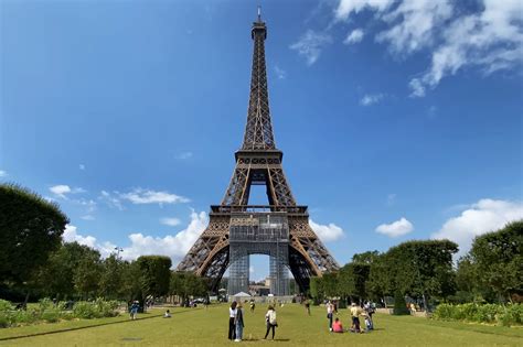 Thủ đô Paris Nước Pháp Thông Tin Du Lịch 2026