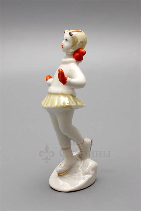 Статуэтка «Фигуристка ЛЗФИ 1950 60 гг скульптор Федорова Т А фарфор