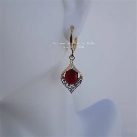 Arete Colgante De Gota Roja Con Zirconias Red Teardrop Dangle Earring