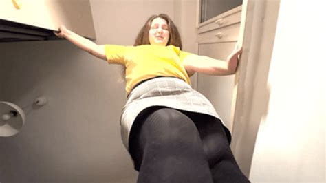 Djerdlid Trample Slave With New Uggs Goddess Djerdlid Clips4sale