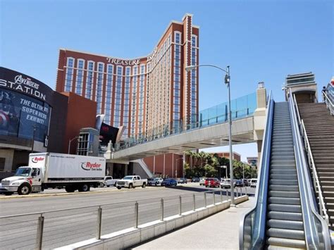 Vegas Myths Busted Strip Bridges Were Built To Funnel Tourists Into