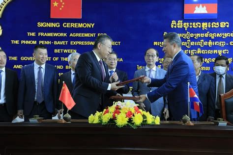 ឧកញ៉ា គីម ហ៊ាង បង្ហាញទស្សនៈជុំវិញតម្លៃដី នៅតាមបណ្តោយគម្រោងផ្លូវល្បឿនលឿន ភ្នំពេញ បាវិត