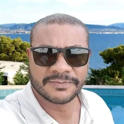 Massa Romecildo Massa • Threads Say More