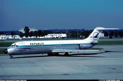 Mcdonnell Douglas Dc 9 31 Republic Airlines Aviation Photo 0875565