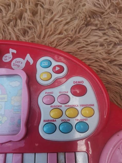 Hello Kitty Piano Hobbies And Toys Toys And Games On Carousell