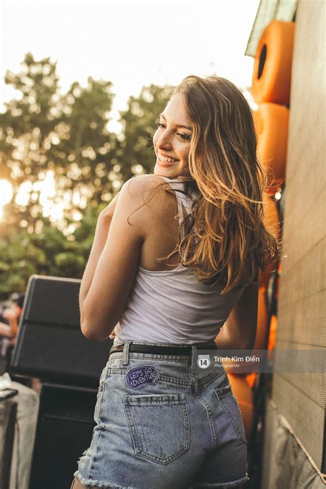 Lo T Kho Nh Kh C P N Kh R I M T C A Celine Farach Tr N S N Kh U T Ng Duy T