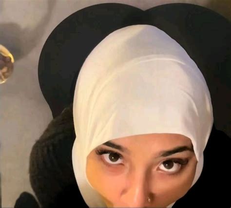 can you find this video or her name yasmina khan pengali princess