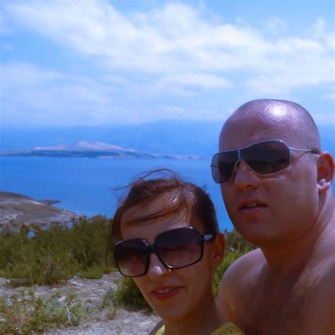 Garfield Debeli Youtube