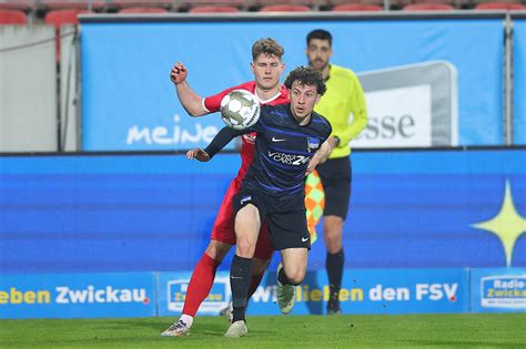 Ensar Aksakal Verlässt Die Hertha Liga2 Onlinede