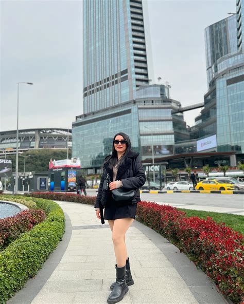 Nasim Ghasemi ‎تولدت مبارک سامیار قشنگم هزار ساله بشی 😘 مهسا جوونم