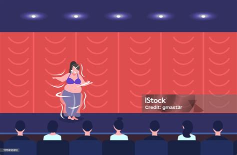 뚱뚱한 과체중 소녀 배꼽 댄서 무대 비만 체중 감량 개념 현대 콘서트 룸 극장 홀 내부 전체 길이 평면 수평에 춤을 웃는 여자를
