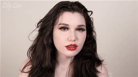 Deusa Lily Lou Adore Meu Rosto E Lábios Cei Feminismo Pov