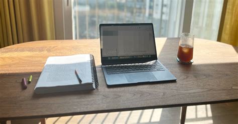 큰 책상에 대한 꿈