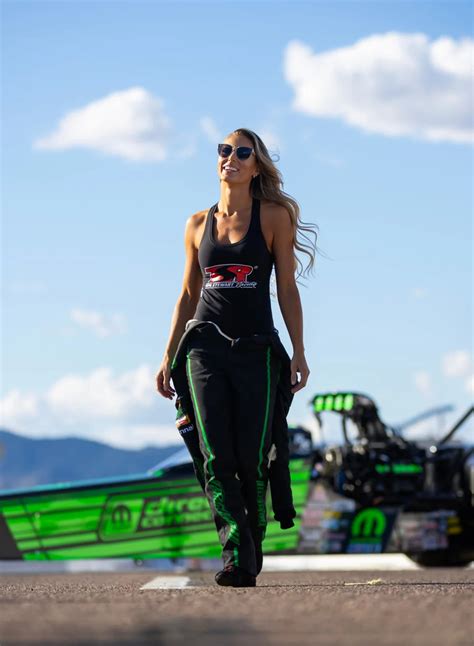 The Best Of Drag Racing Star Leah Pruett In Images Yahoo Sports