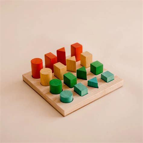 Wooden Shape And Size Sorting Board Qtoys Wooden Toy Nz Curious