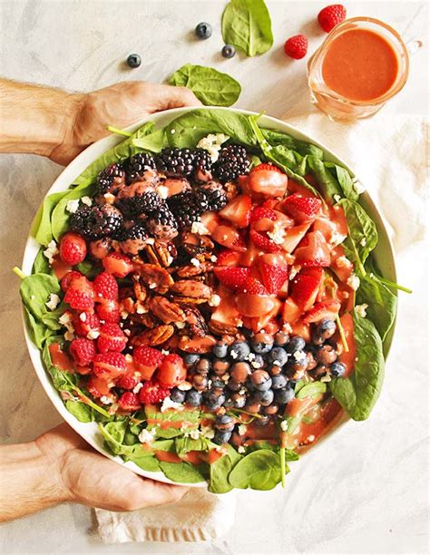 Berry Spinach Salad With Raspberry Vinaigrette Robust Recipes